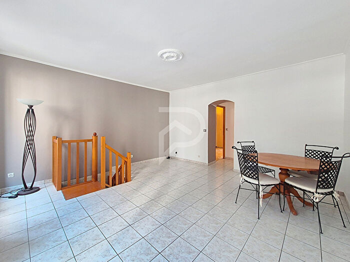 Appartement 3 pièces à vendre - Levallois-Perret, Front de Paris