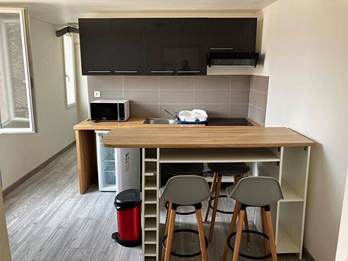 Appartement à louer - Centre Ville, Niort - 2 pièces - 1 chambre