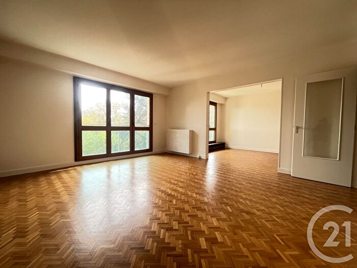 Appartement à louer - Louveciennes - 4 pièces - 2 chambres
