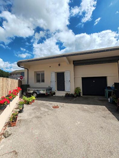 Maison à vendre - Salles-Curan - 3 pièces - 2 chambres