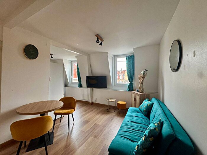 Appartement à louer - Caulier, Lille - 2 pièces - 1 chambre
