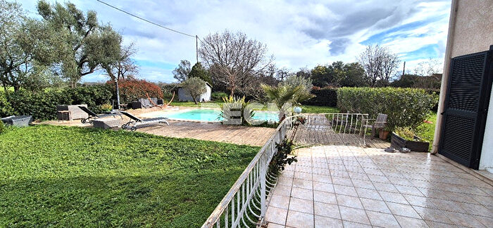 Maison à vendre - Prunelli-di-Fiumorbo - 5 pièces - 4 chambres