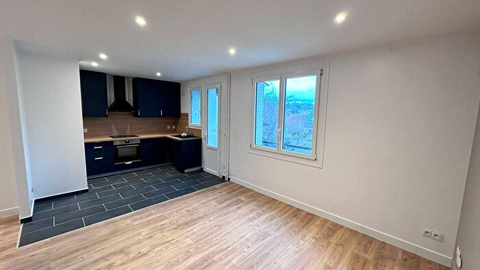 Appartement à louer - Champignol, Saint-Maur-des-Fossés - 3 pièces - 2 chambres