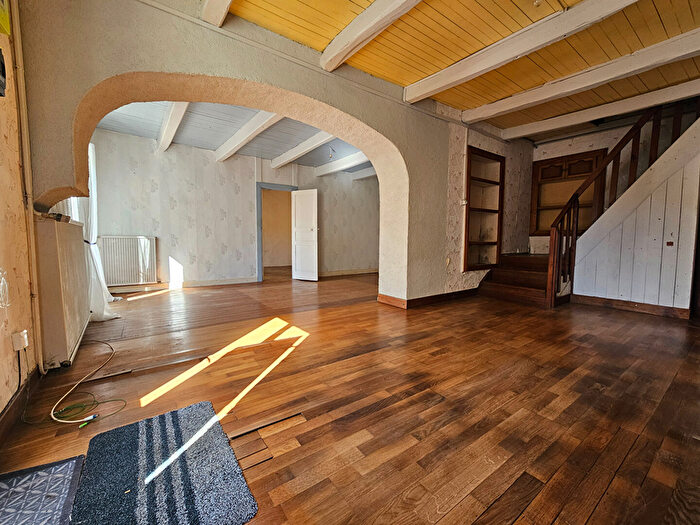 Maison à vendre - Saint-Christophe - 5 pièces - 4 chambres