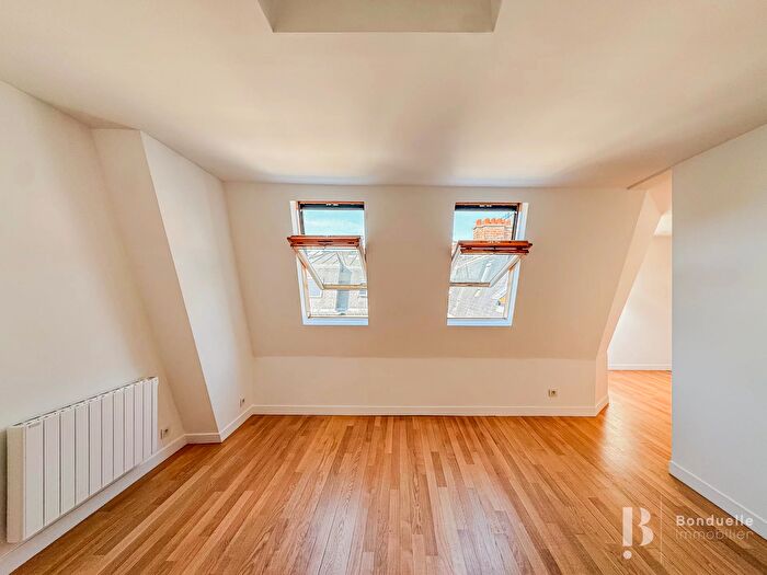 Appartement 2 pièces à louer à Paris 16ème, Chaillot