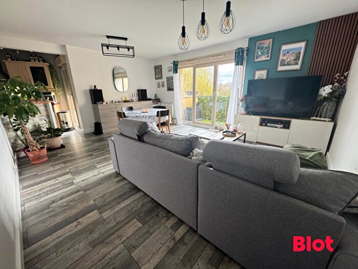 Appartement à vendre - Saint-Armel - 4 pièces - 3 chambres