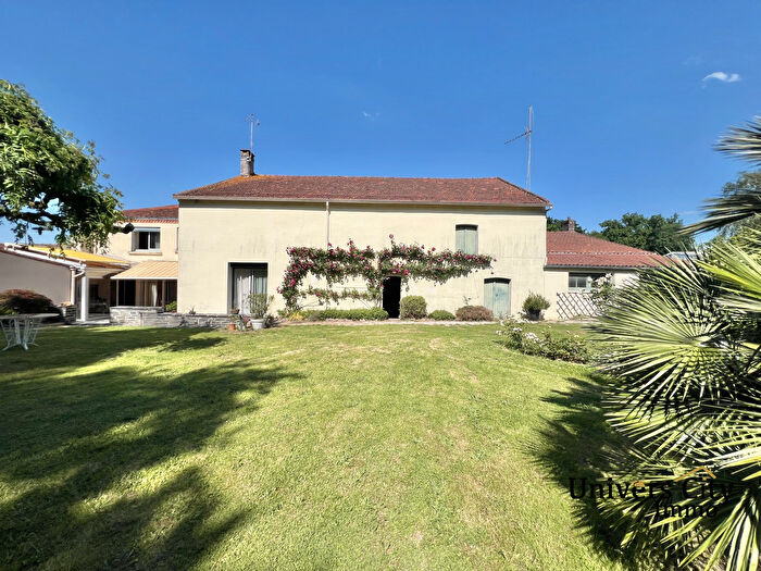 Maison 9 pièces à vendre à Geneston