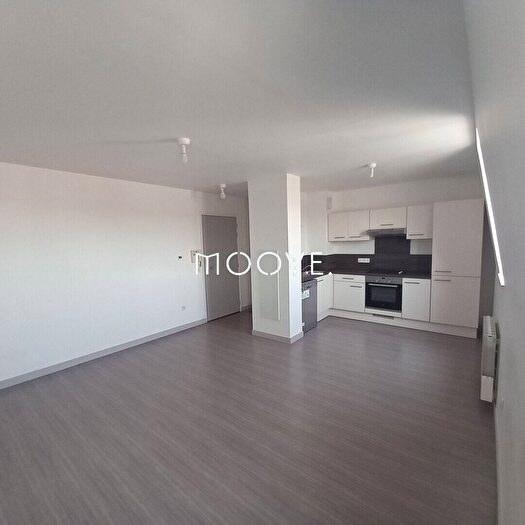 Centre Ville-Cathédrale, Évreux - Appartement 3 pièces à louer