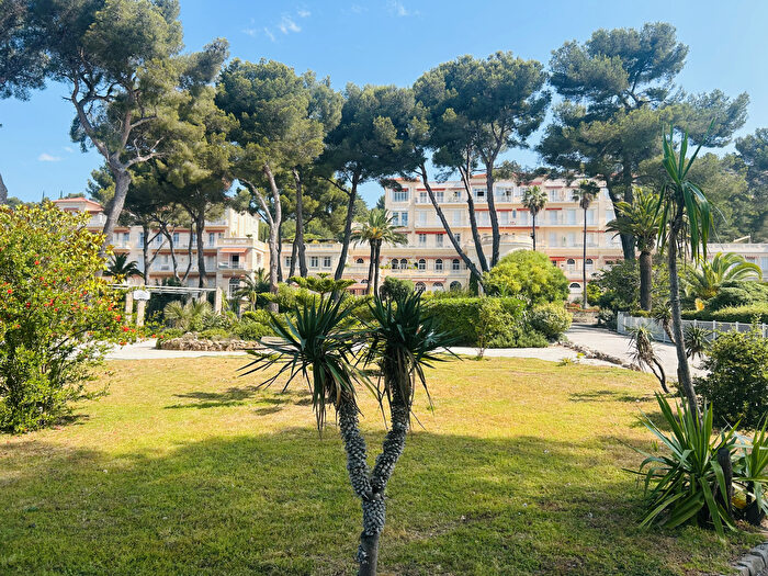 Appartement à vendre - Hyères, Costebelle, Almanarre - 1 pièce - 1 chambre
