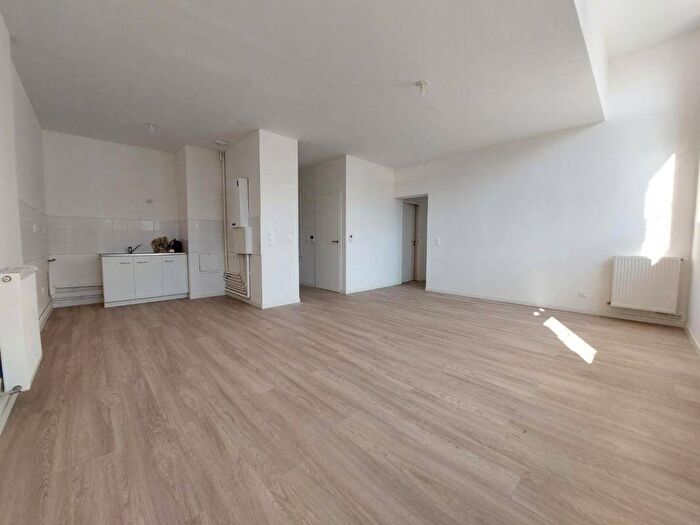 Appartement à louer - Pampoule-La Ravine, Louviers - 4 pièces - 3 chambres