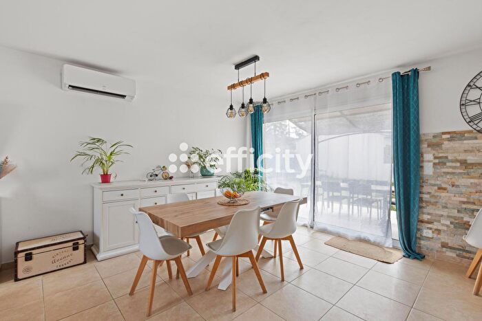 Maison 5 pièces à Peynier, à vendre