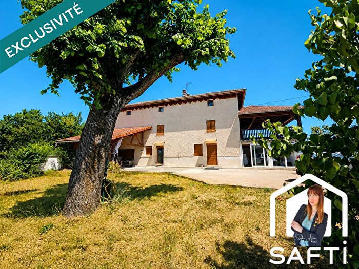 Saint-Hilaire-du-Rosier : Maison 7 pièces à vendre