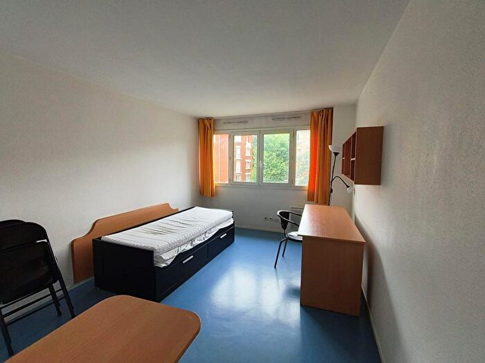 Appartement à louer - Paris e , Saint-Blaise - 1 pièce