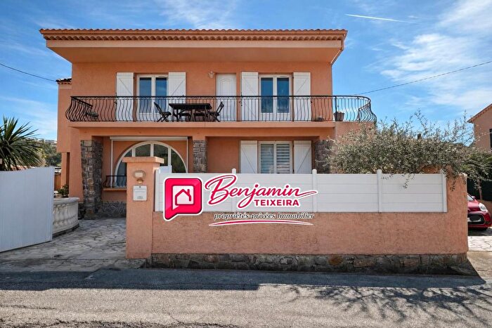 Maison à vendre - Saint-Raphaël, Les Arênes - 6 pièces - 5 chambres