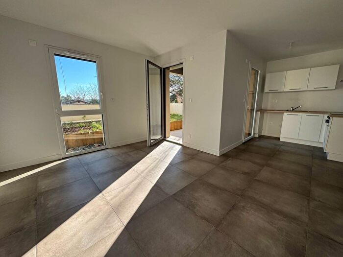 Appartement à louer - Collonges-au-Mont-dOr - 2 pièces - 1 chambre