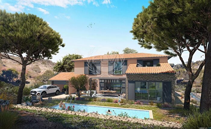 Maison à vendre - Le Plan-de-la-Tour - 5 pièces - 3 chambres