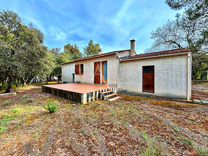 Maison 4 pièces à Jouques, à vendre