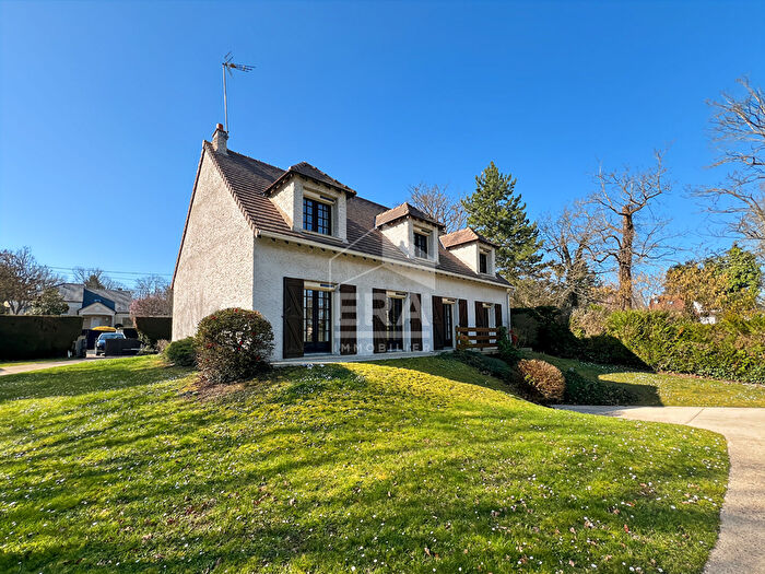 Maison 8 pièces à vendre - Saint-Fargeau-Ponthierry
