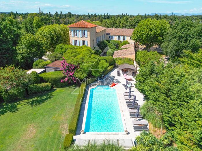 Maison à vendre - LIsle-sur-la-Sorgue - 18 pièces - 10 chambres