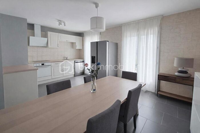 Maison à vendre - Livry-Louvercy - 5 pièces - 3 chambres