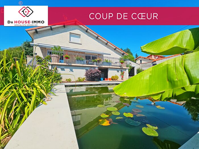 Maison 7 pièces à vendre - Saint-Romain-le-Puy