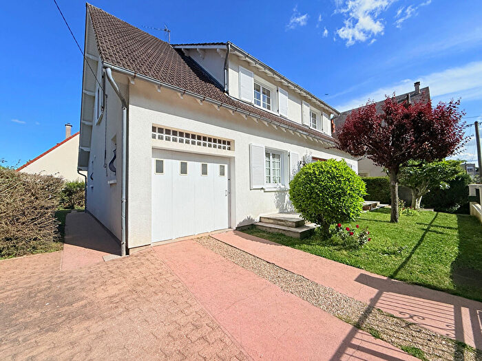 Bourges, Centre-ville, Charlet, Lahitolle, Pignoux, Sembat : Maison 7 pièces à vendre