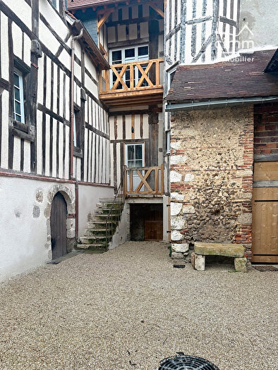 Appartement à louer - Château-Renard - 2 pièces - 1 chambre