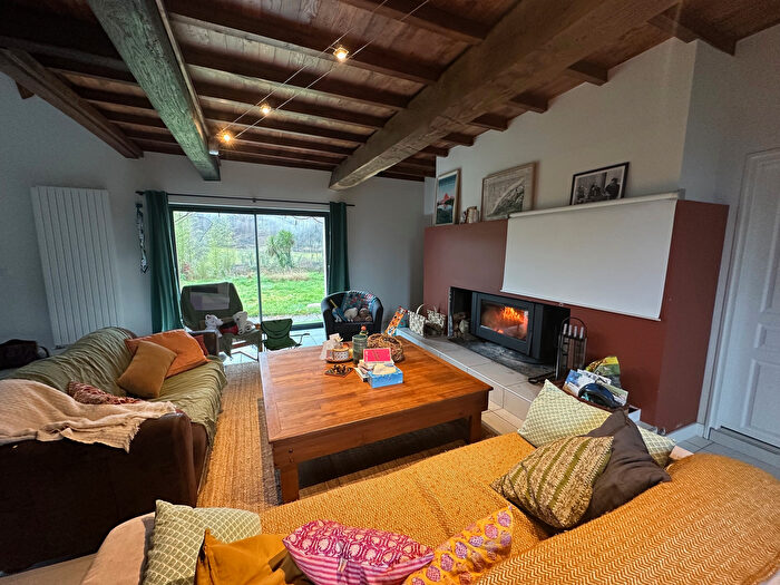 Maison à louer - Tournay - 7 pièces - 4 chambres