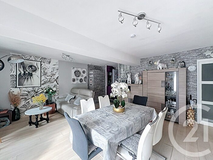 Maison à vendre - Laval, Saint-Nicolas - 4 pièces - 2 chambres