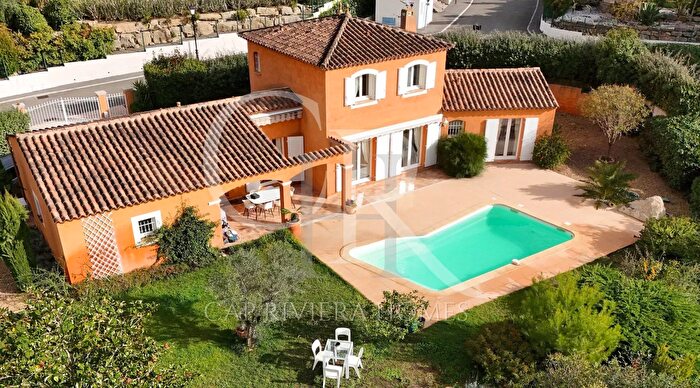 Maison à vendre - Saint-Raphaël, Valescure, Vaulongue - 4 pièces - 3 chambres