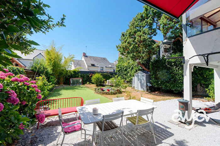 Maison 7 pièces à Nantes, Longchamp, Rond-Point de Rennes, Perverie, Américains, à vendre