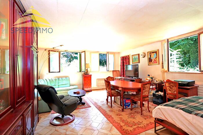 Maison à vendre - Épinay-sous-Sénart, Centre-ville, Mairie - 5 pièces - 2 chambres