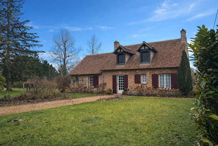 Maison à vendre - Chaumont-sur-Tharonne - 5 pièces - 4 chambres