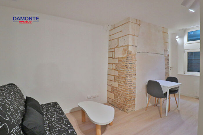 Appartement 1 pièce à louer à Troyes, Cathédrale