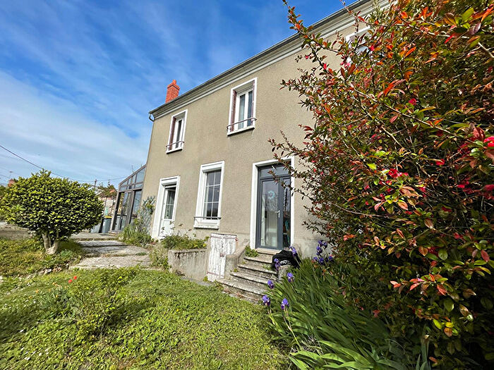 Maison à vendre - Dhuisy - 9 pièces - 5 chambres