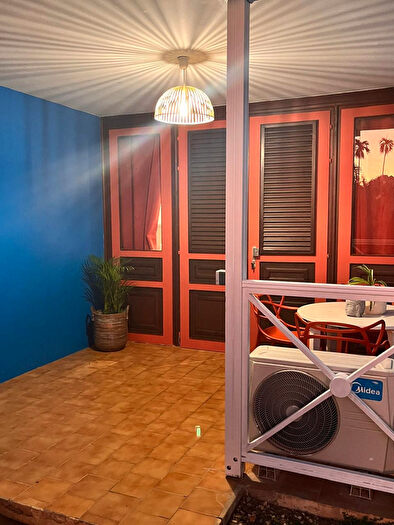 Appartement 1 pièce à Sainte-Anne, à vendre