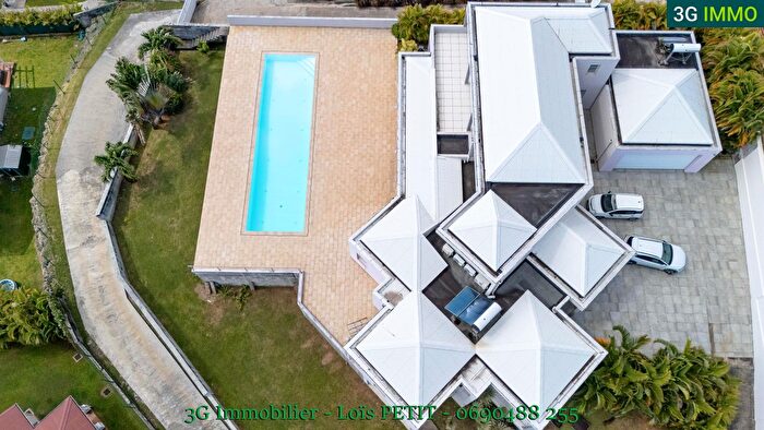 Maison à vendre - Petit-Bourg - 8 pièces - 4 chambres