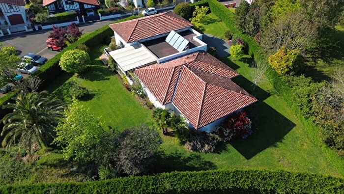 Maison à vendre - Saint-Jean-de-Luz, Ichaca, Urquijo, Habas, Fargeot, Errepira - 6 pièces - 5 chambres