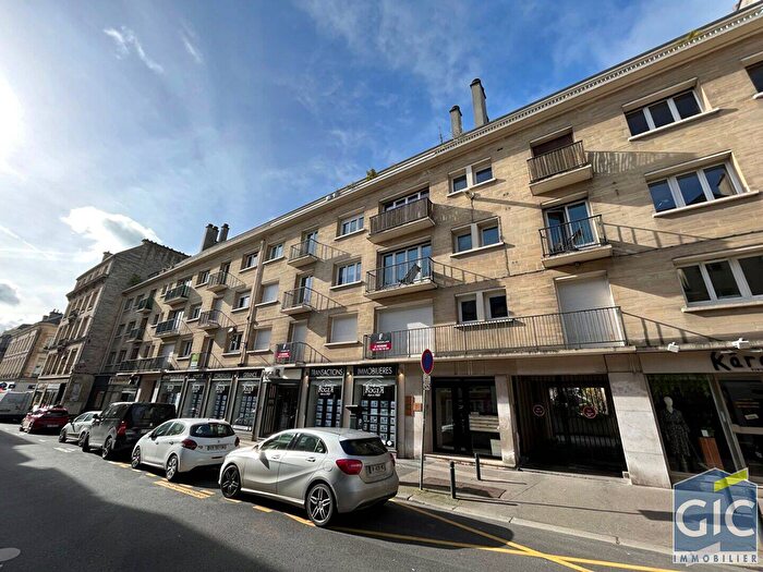 Centre Ancien, Caen : Appartement 3 pièces à louer