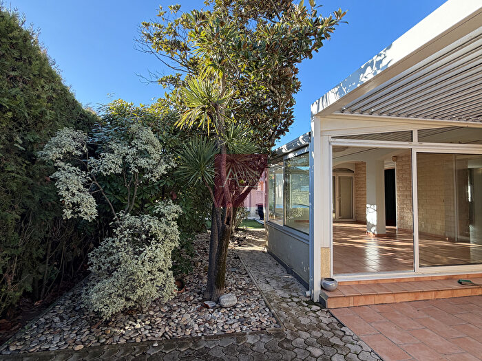 Maison à vendre - Juvignac - 5 pièces - 3 chambres