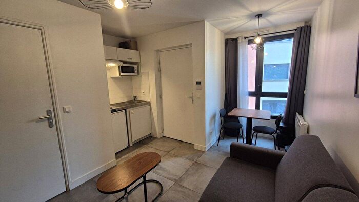 Appartement à louer - Franc Moisin-Bel Air, Saint-Denis - 1 pièce