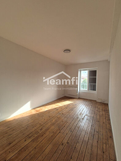 Appartement à louer - Thiers - 2 pièces - 1 chambre