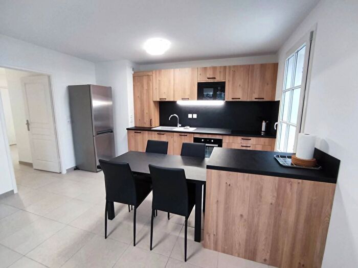 Appartement à louer - Est, Lamorlaye - 2 pièces - 1 chambre