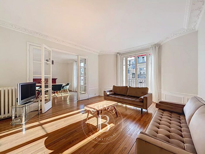 Appartement 5 pièces à louer à Paris 16ème, Auteuil-Nord, Jasmin, Mirabeau