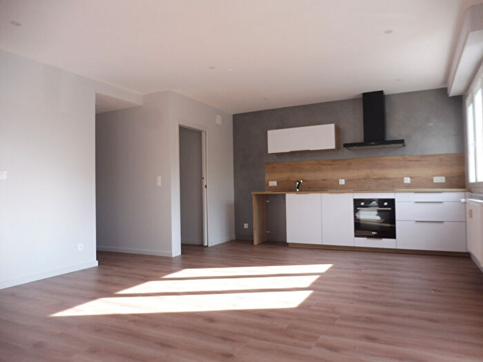 Bourg-en-Bresse, Centre, Brou, Baudières : Appartement 2 pièces à louer