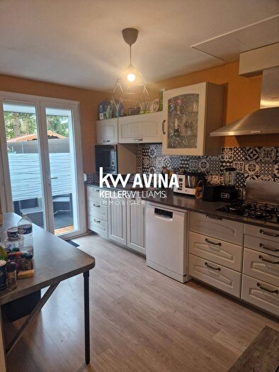 Maison à louer - Houplin-Ancoisne - 5 pièces - 4 chambres