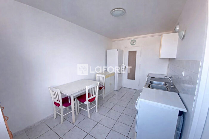 Appartement à vendre - Saint-Étienne, La Métare, Le Portail Rouge, Fauriel, Villeboeuf - 3 pièces - 2 chambres