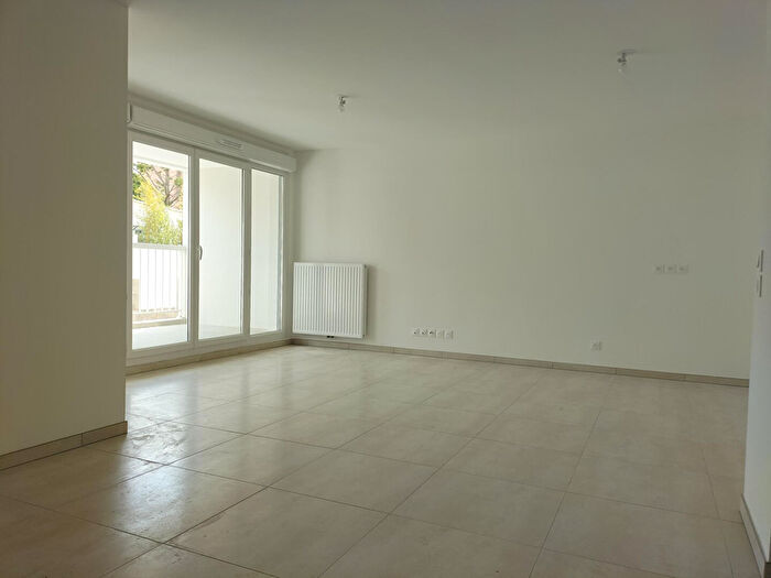 Appartement 3 pièces à louer - Marseille 12ème, Les Trois Lucs