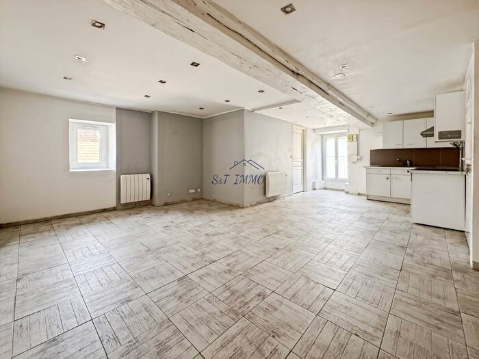 Appartement à louer - Leudeville - 3 pièces - 2 chambres