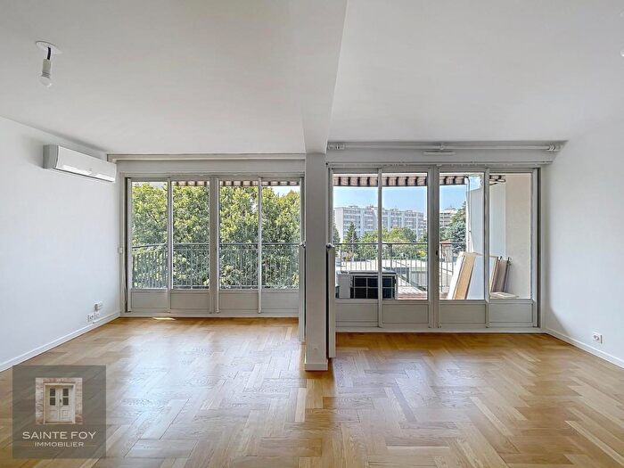 Sainte-Foy-lès-Lyon, Provinces, Chavril : Appartement 5 pièces à louer
